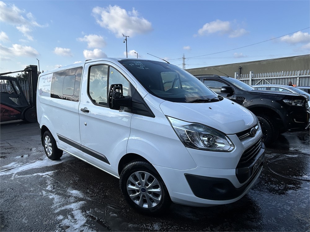 Redcorn Salvage Auctions - 2016 FORD TRANSIT CUSTOM CREW CAB 270 ECO ...