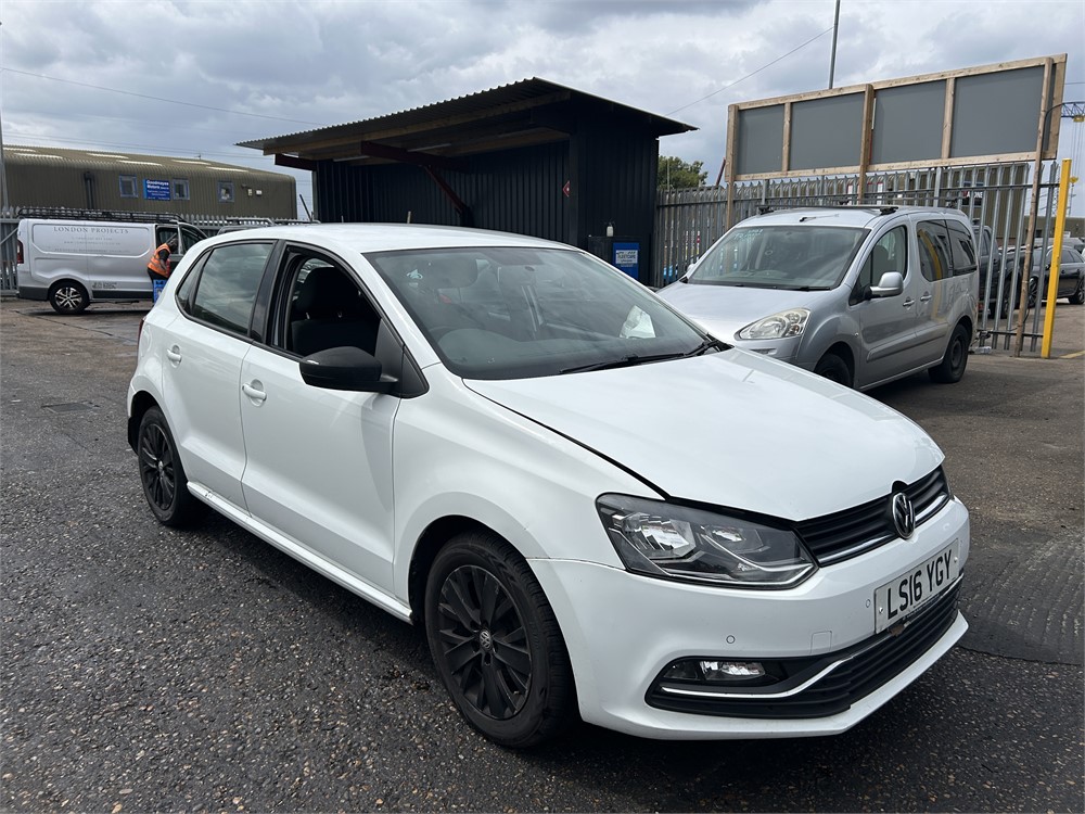 Redcorn Salvage Auctions - 2016 VOLKSWAGEN POLO SE TSI WHITE