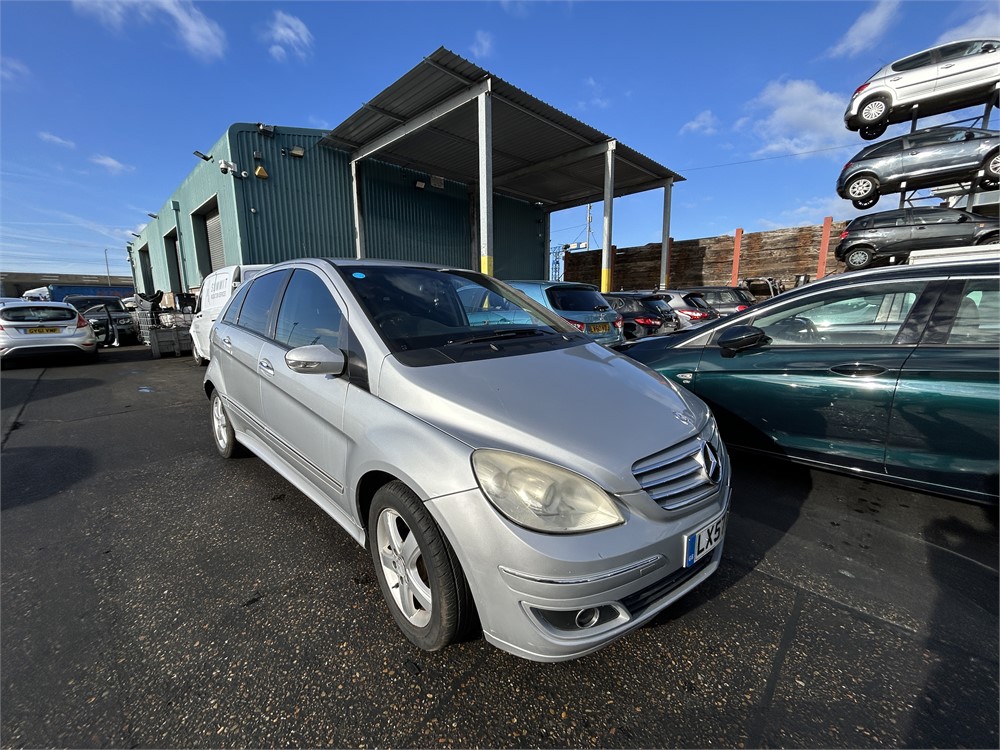 Redcorn Salvage Auctions - 2007 MERCEDES B170 SE AUTO SILVER