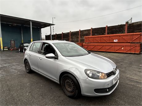 Redcorn Salvage Auctions - 2011 VOLKSWAGEN GOLF S TSI 85 SILVER