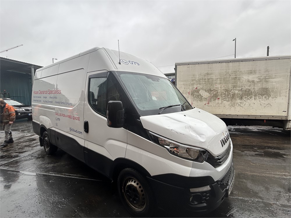 Redcorn Salvage Auctions - 2017 IVECO DAILY 35S14V L1H1 SWB EURO6 OPT S ...
