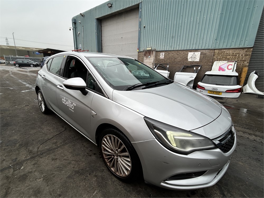 Redcorn Salvage Auctions - 2017 VAUXHALL ASTRA ELITE NAV CDTI 136 ...