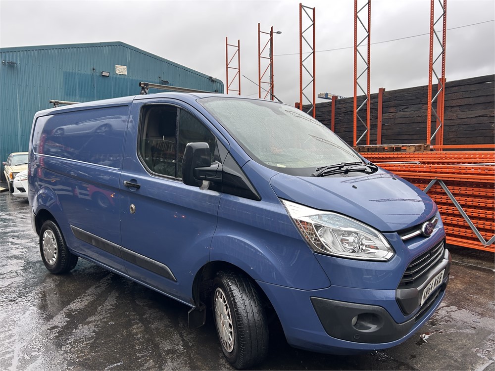 Redcorn Salvage Auctions - 2015 FORD TRANSIT CUSTOM 270 TREND ETECH ...