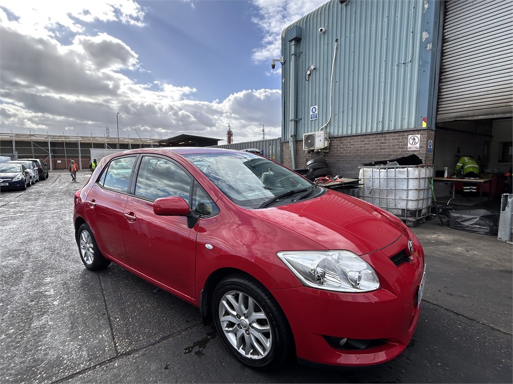 Redcorn Salvage Auctions - 2007 TOYOTA AURIS TR VVTI-I MMT AUTO RED